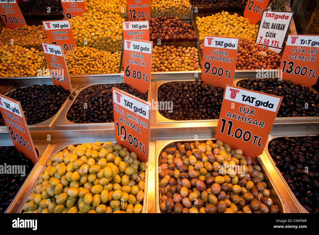 Turkey, Istanbul, Sultanahmet, Spice Bazaar, Olives Stock Photo - Alamy