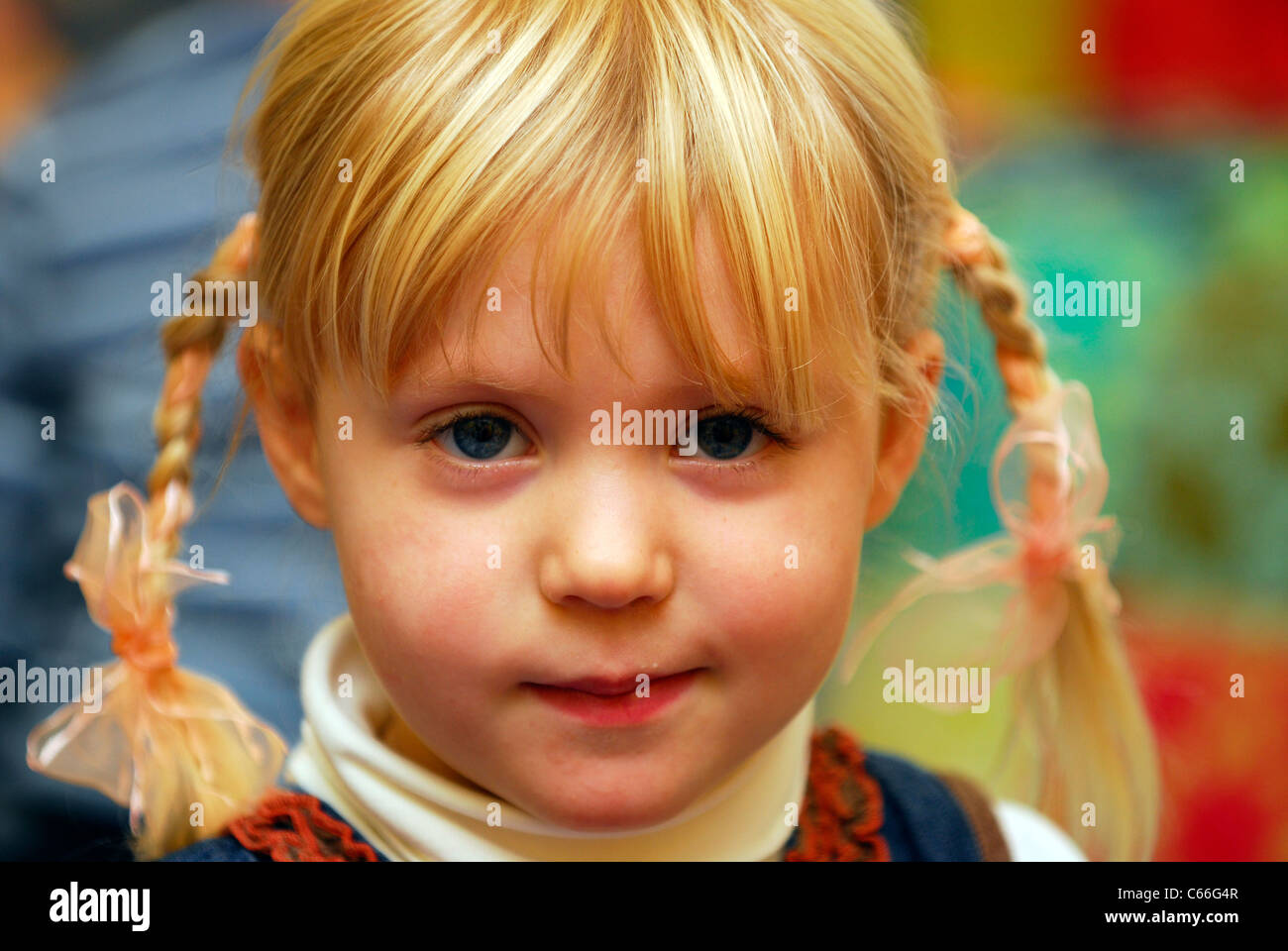 Creche children hi-res stock photography and images - Alamy