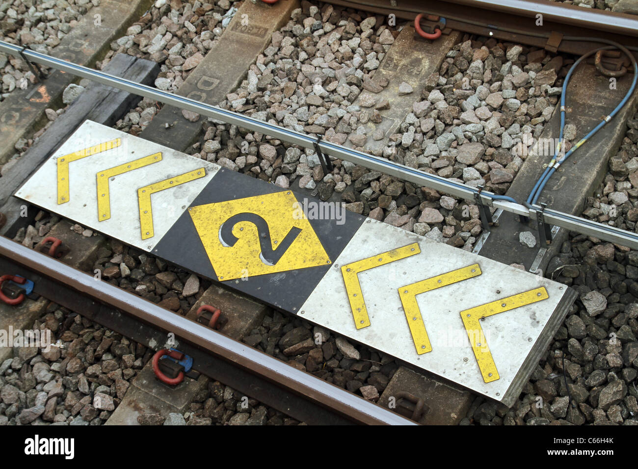 Railway track signal hi-res stock photography and images - Alamy