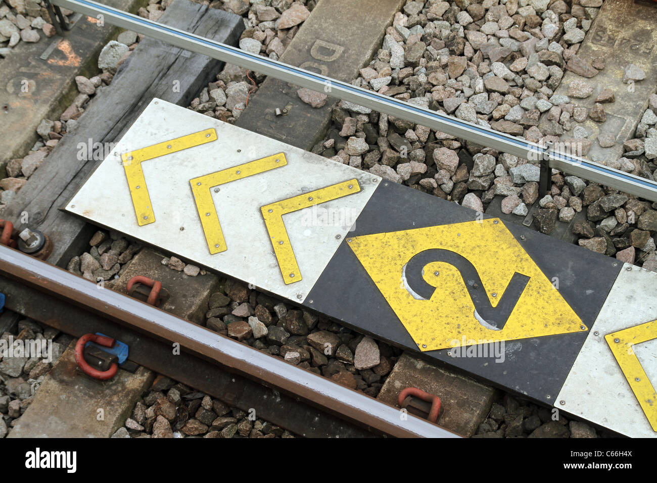 Railway track signal hi-res stock photography and images - Alamy