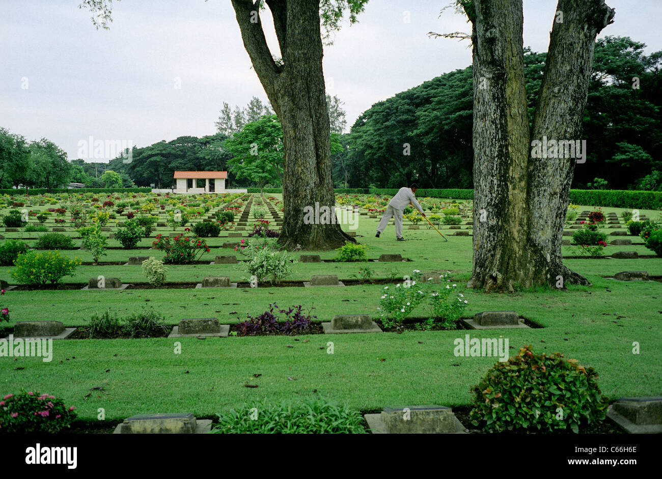 Chungkai Commonwealth War Graves Cemetery, 5 KM's from Kanchanaburi on ...