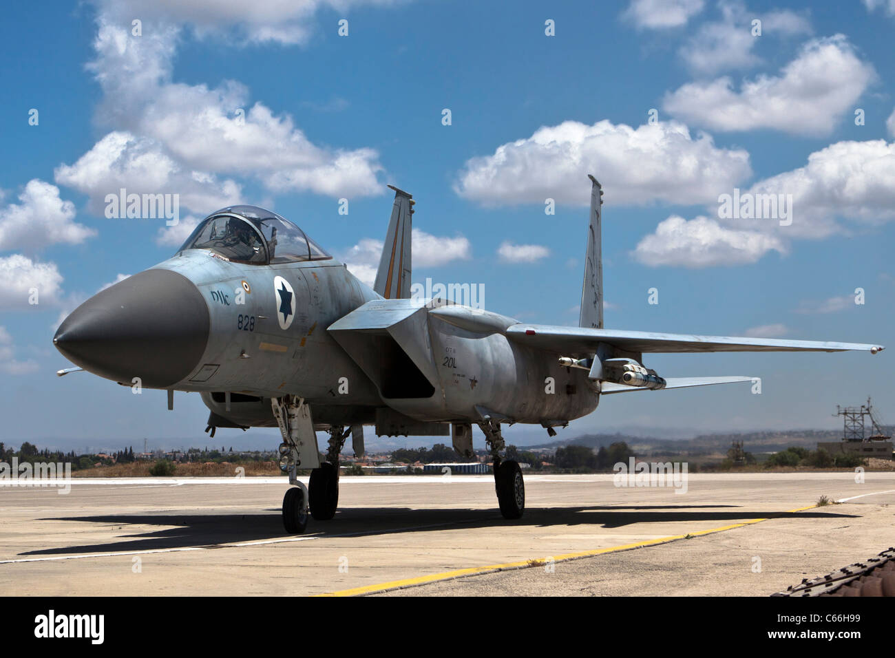 Israeli Air force F-15C Fighter jet on the ground Stock Photo - Alamy