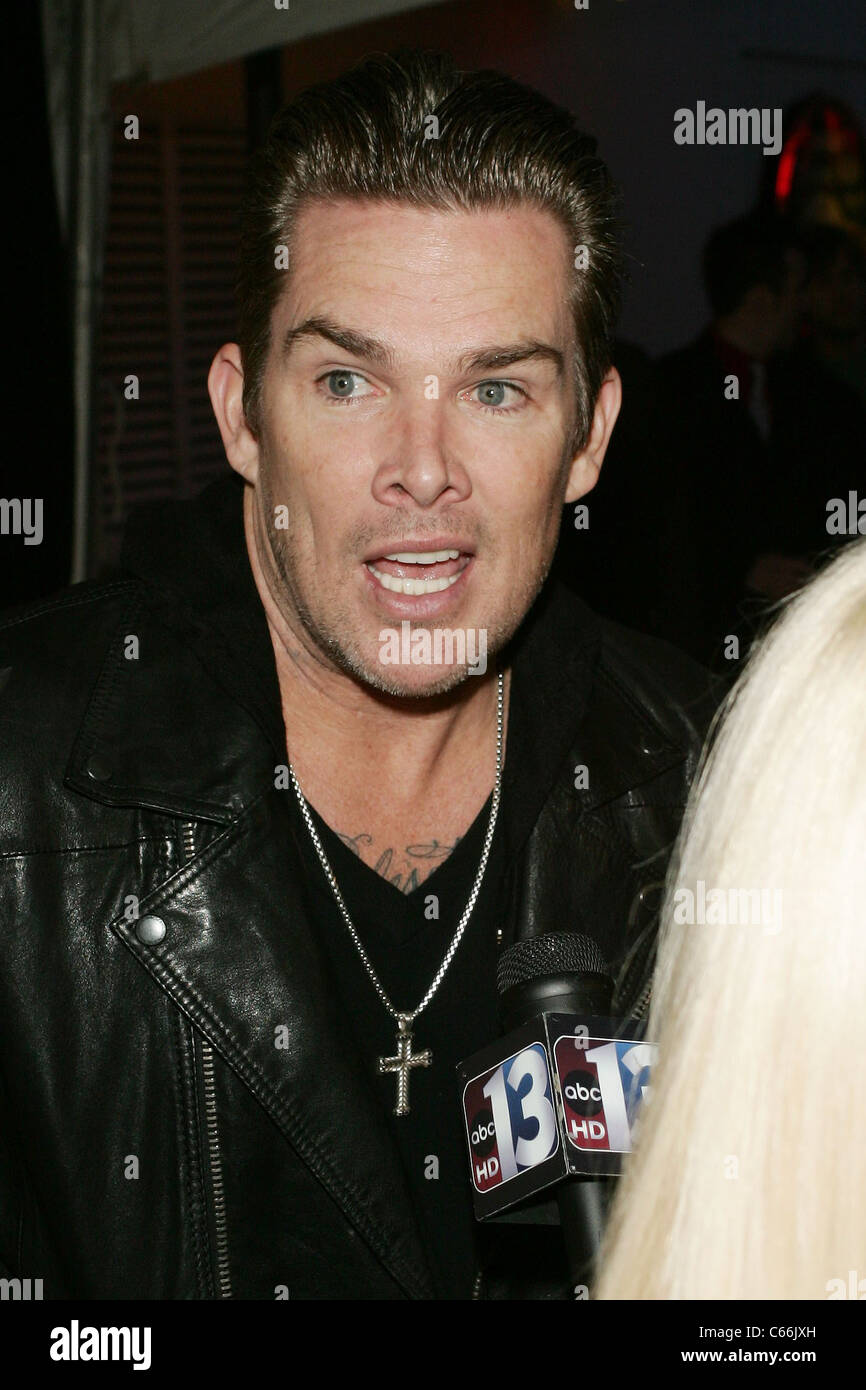 Mark McGrath in attendance for Billboard's Cruze-ing to Vegas Battle of ...