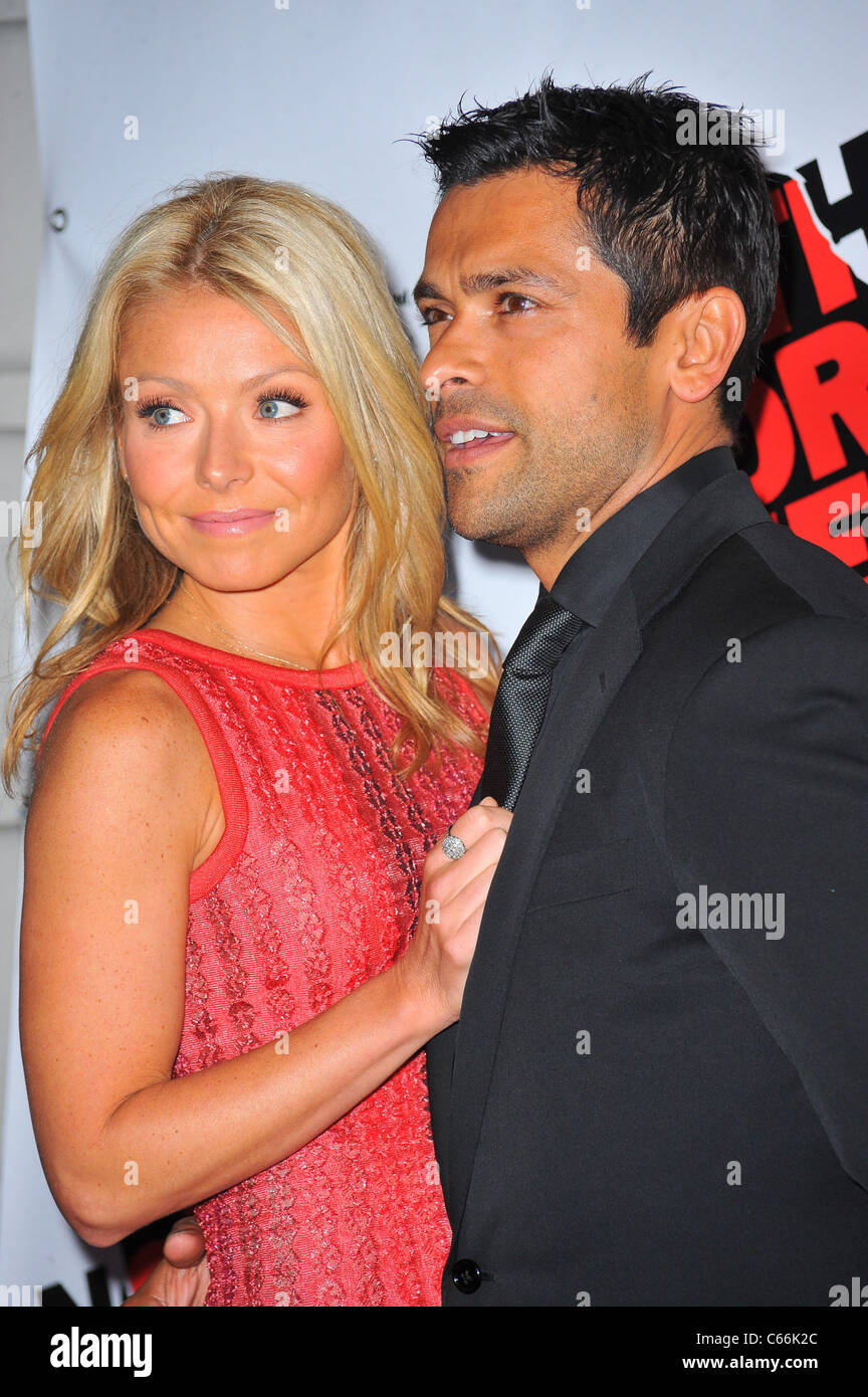 Kelly Ripa, Mark Consuelos in attendance for THE NORMAL HEART Revival ...