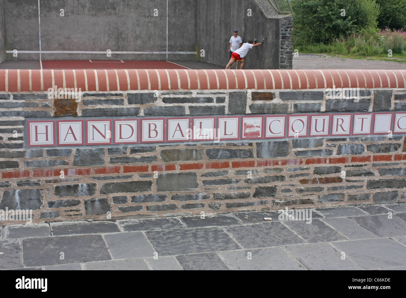 Handball court in south wales hi-res stock photography and images - Alamy