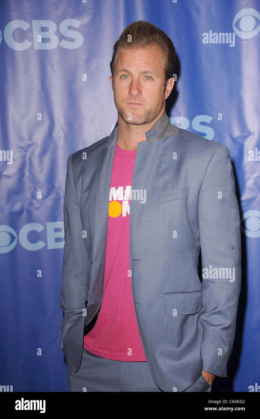 Scott Caan at arrivals for CBS Upfront Presentation for Fall 2011, The ...