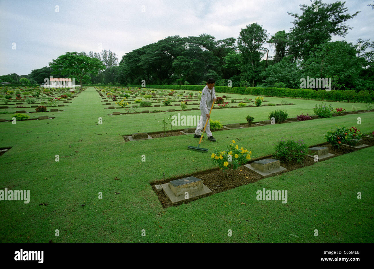 Chungkai Commonwealth War Graves Cemetery, 5 KM's from Kanchanaburi on ...