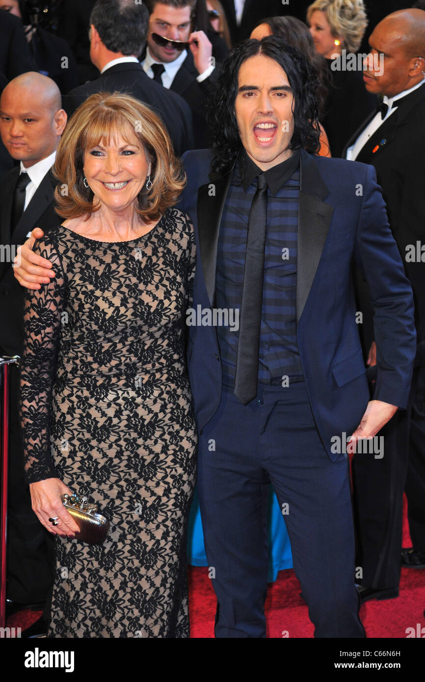 Russell Brand, Mother at arrivals for The 83rd Academy Awards Oscars ...