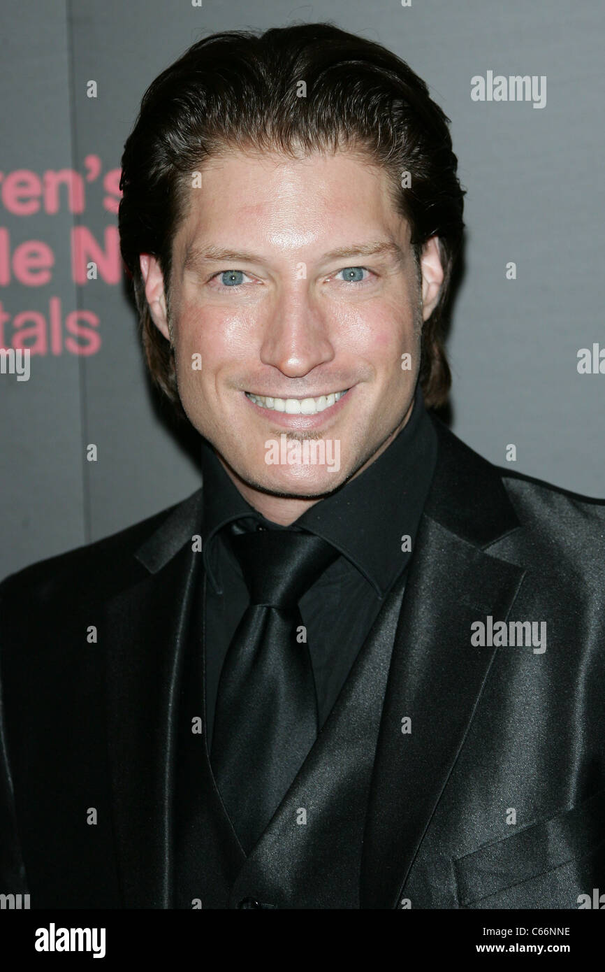 Sean Kanan at arrivals for 38th Annual Daytime Entertainment Emmy ...