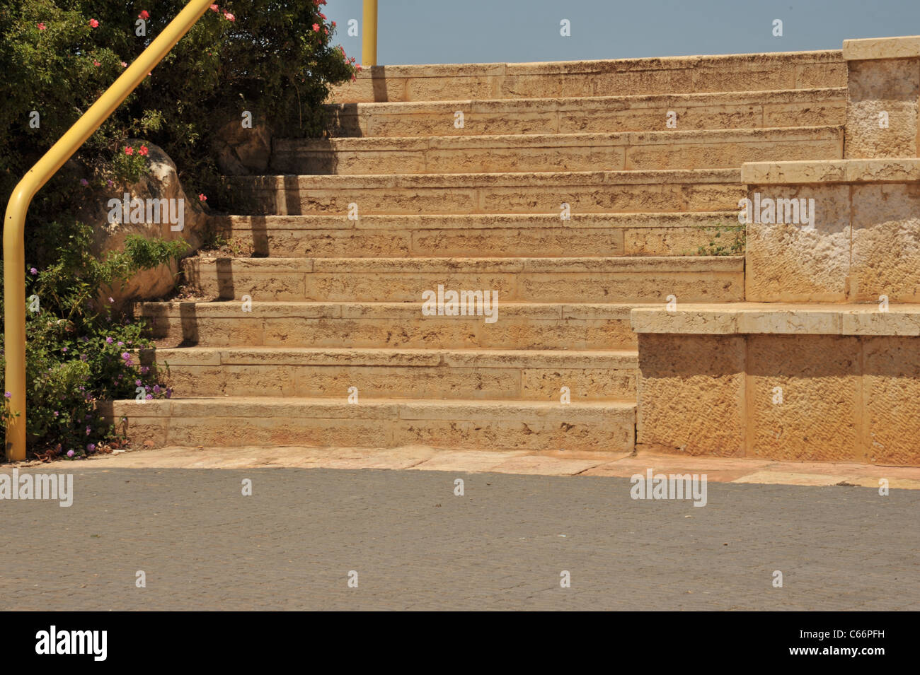 Large steps hi-res stock photography and images - Alamy