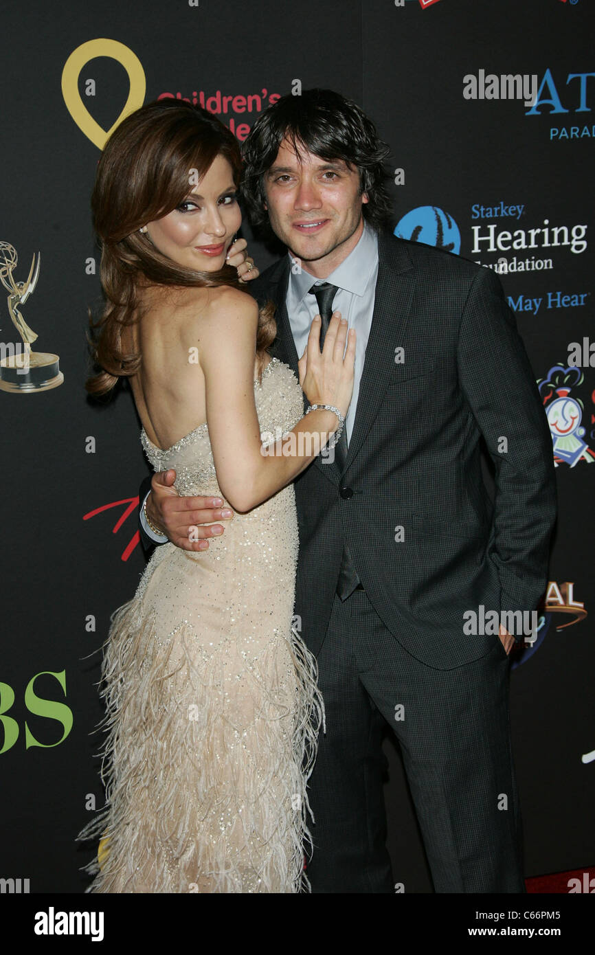 Lisa LoCicero, Dominic Zamprogna at arrivals for 38th Annual Daytime ...