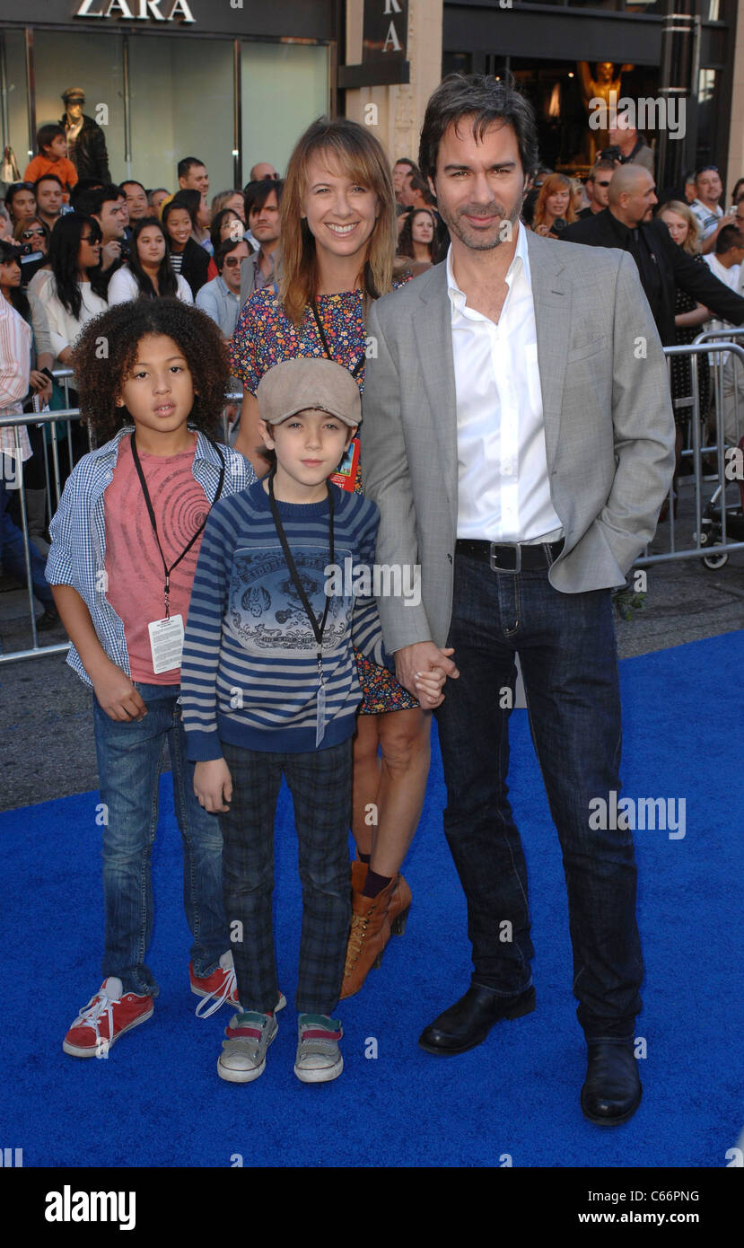 Eric McCormack, family at arrivals for GNOMEO AND JULIET Premiere, El ...
