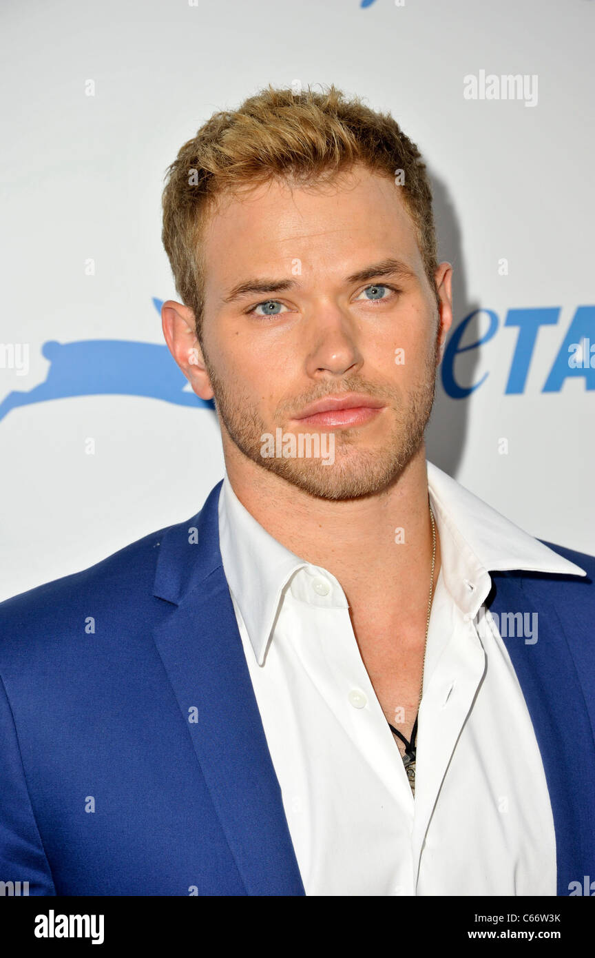 Servizio Fotografico Di Kellan Lutz 2011
