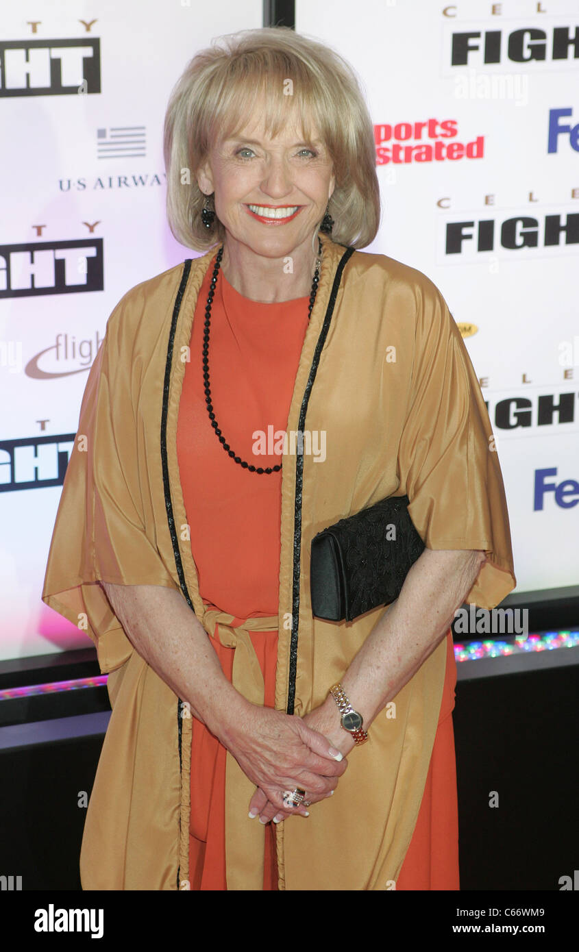 Governor Jan Brewer in attendance for Muhammad Ali's Celebrity Fight ...