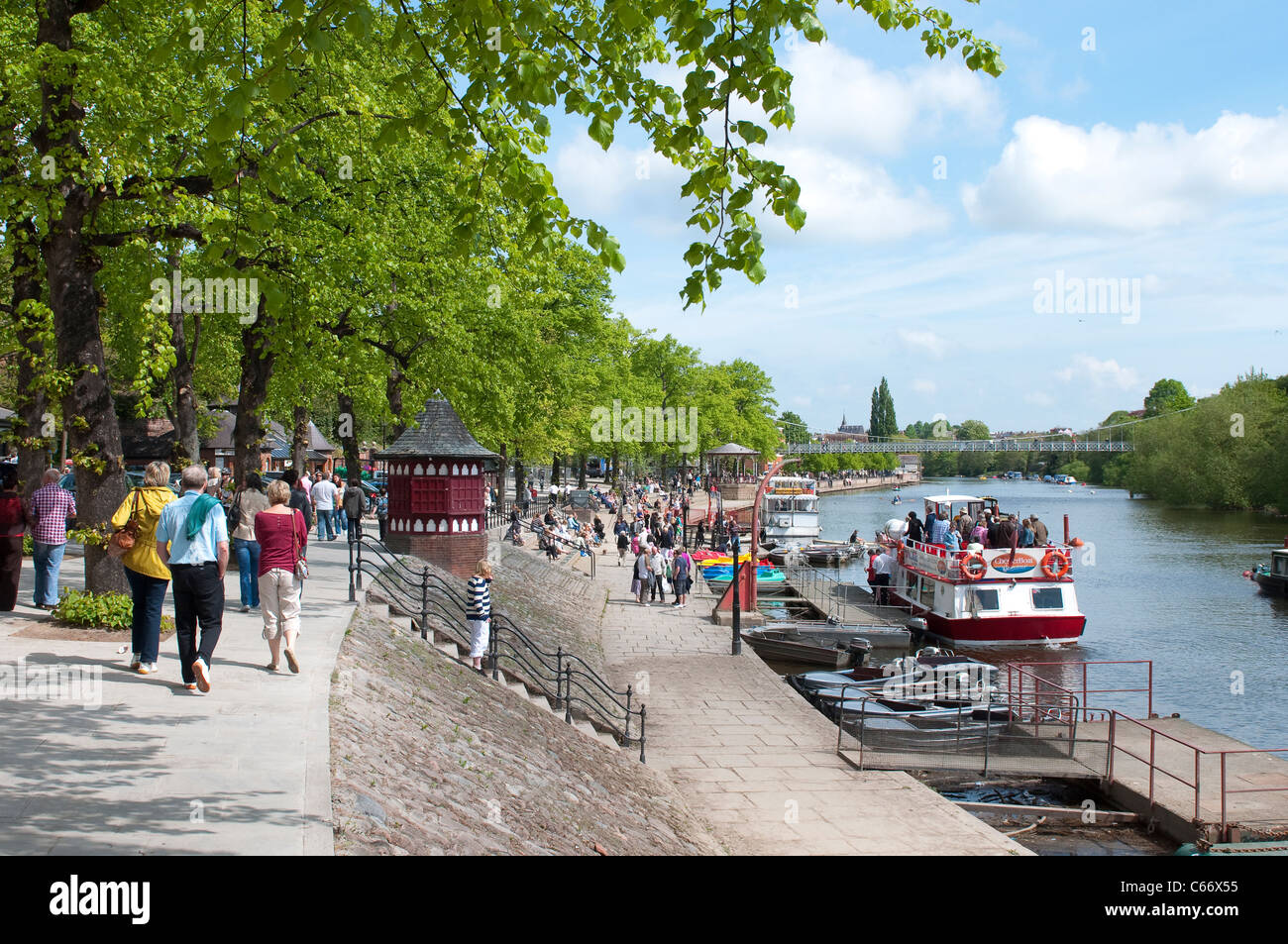 View of the beautiful River Dee in the city of Chester, Cheshire ...