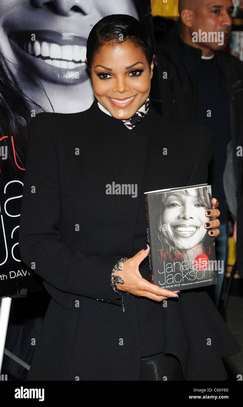Janet Jackson at in-store appearance for Janet Jackson TRUE YOU: A ...