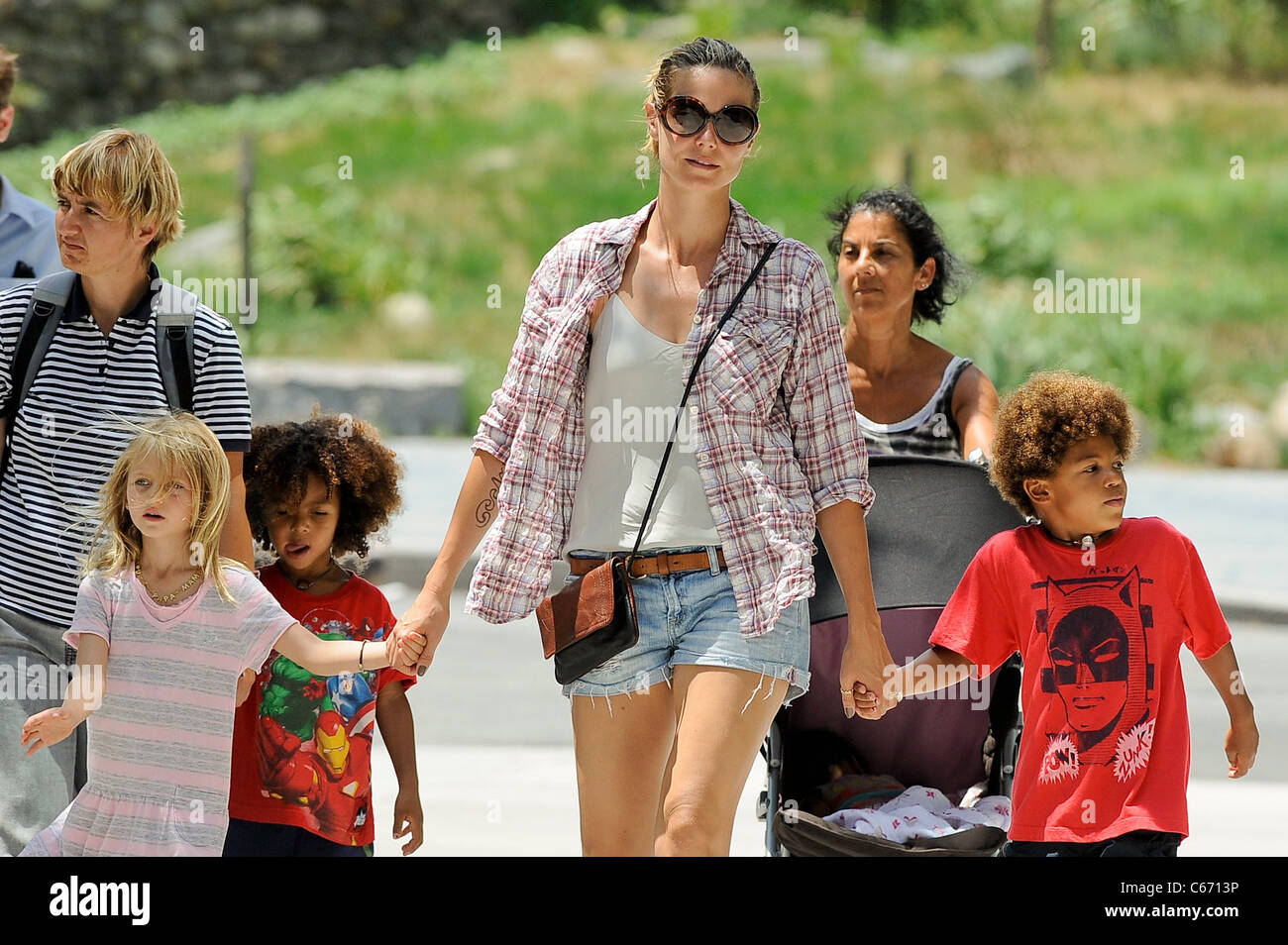 Leni Samuel, Johan Samuel, Heidi Klum, Lou Samuel, Henry Samuel, walk ...