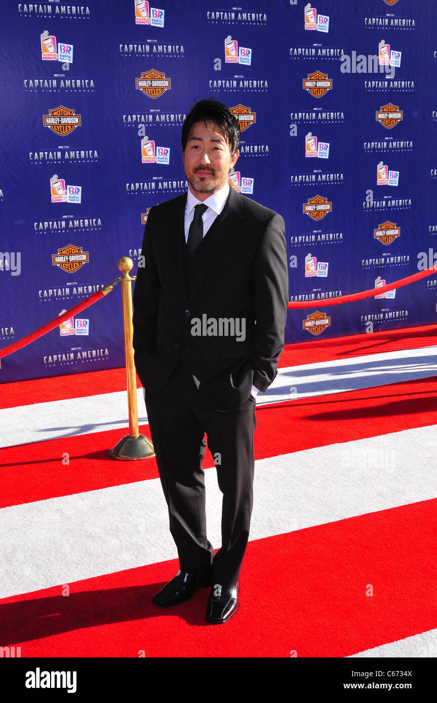Kenneth choi captain america hi-res stock photography and images - Alamy