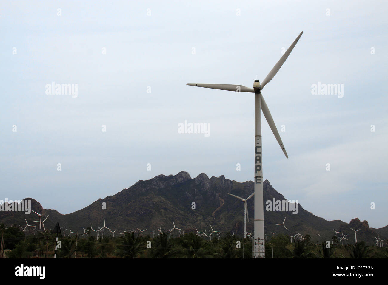 Wind turbines at Altamont Pass wind farm, USA Stock Photo - Alamy