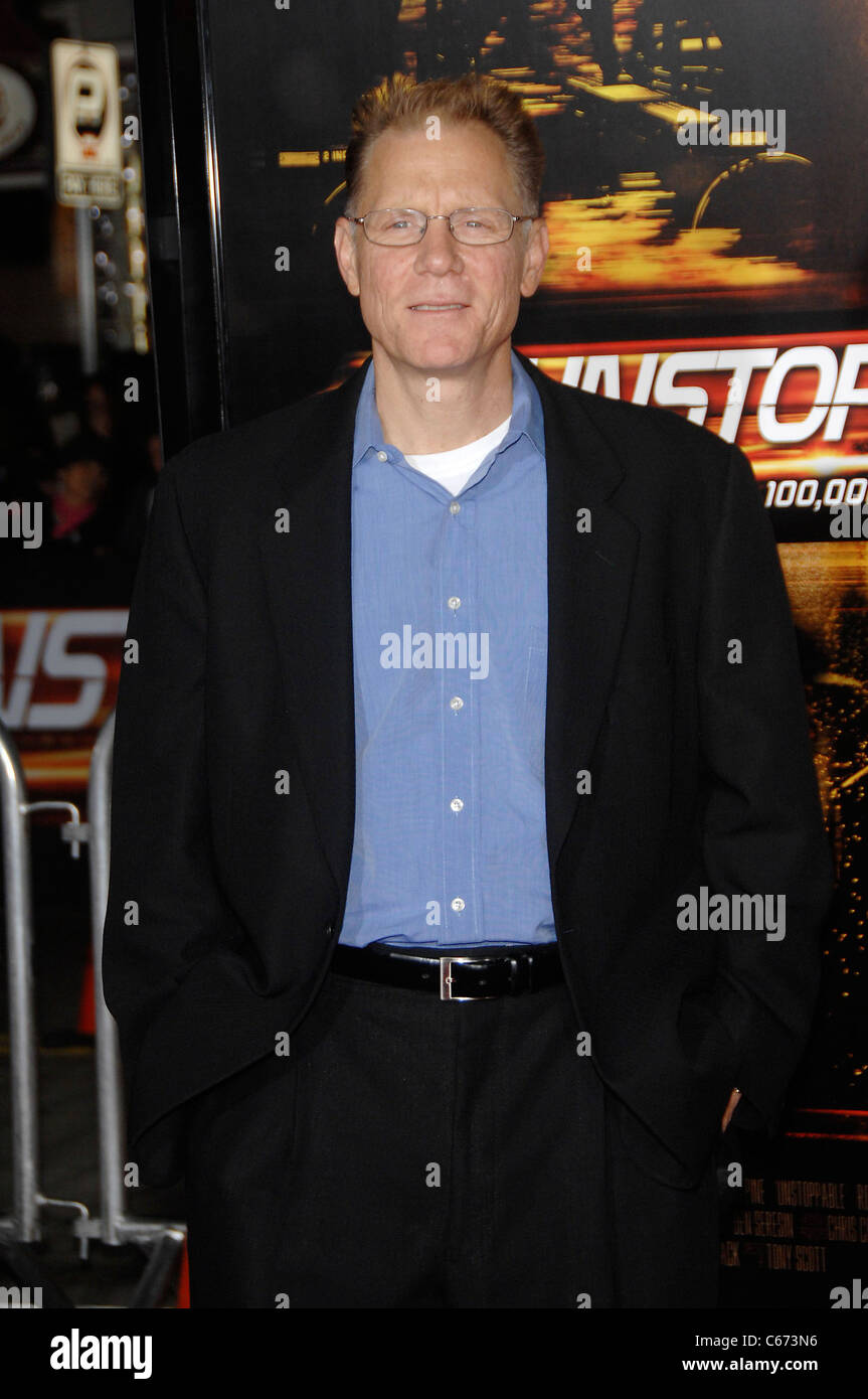 David warshofsky unstoppable premiere hi-res stock photography and ...