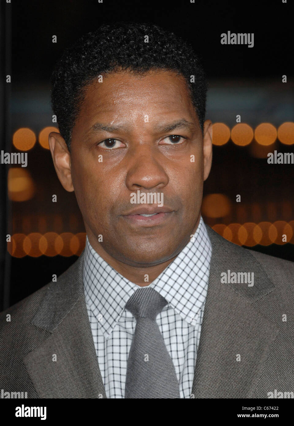 Denzel Washington at arrivals for UNSTOPPABLE Premiere, Regency Village ...