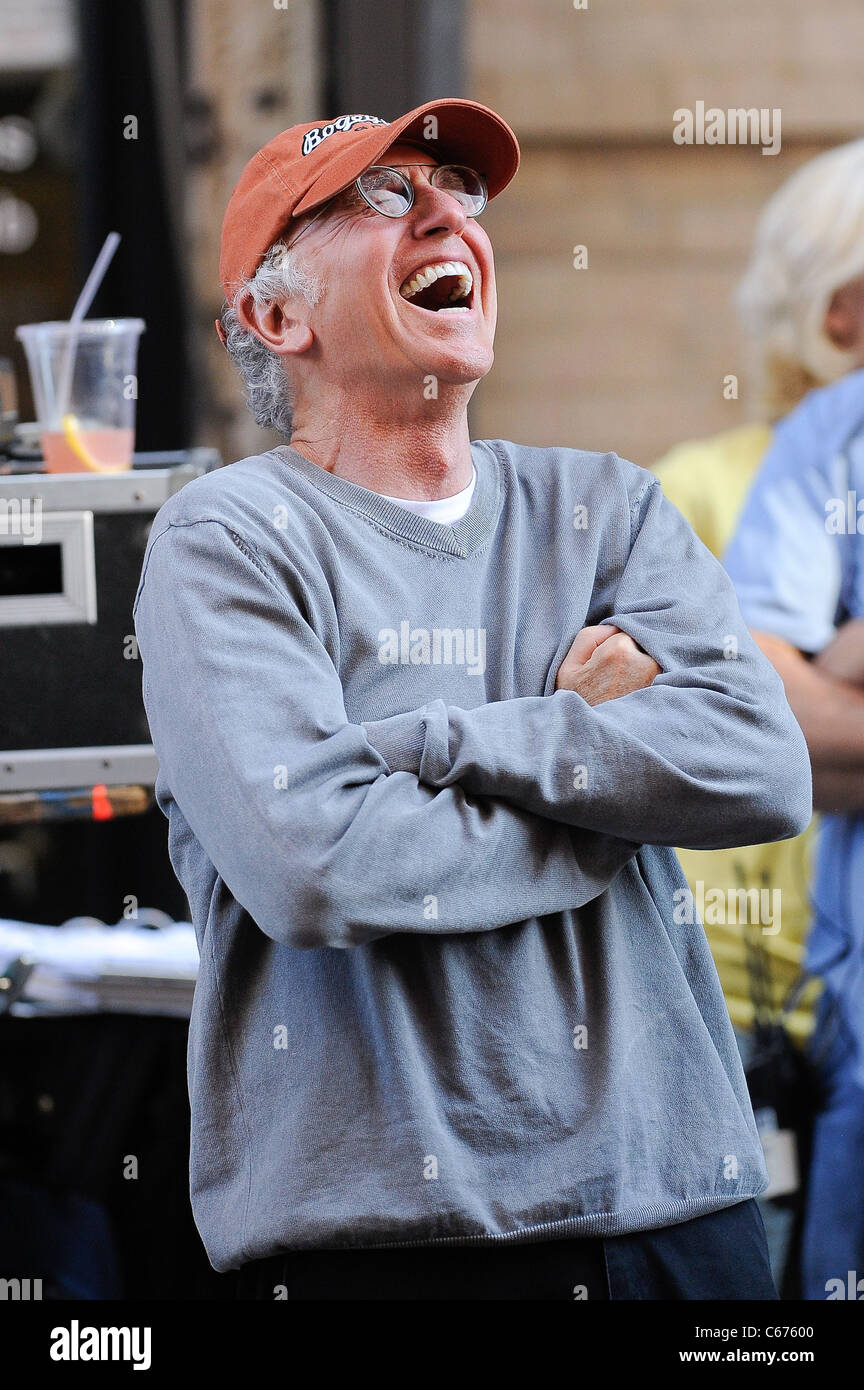 Larry David, films a scene on the 'Curb Your Enthusiasm' film set in ...
