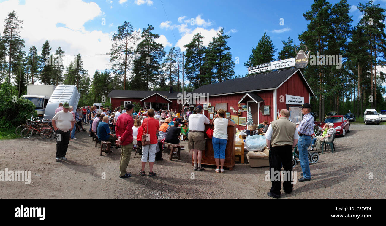Open air auction hi-res stock photography and images - Alamy