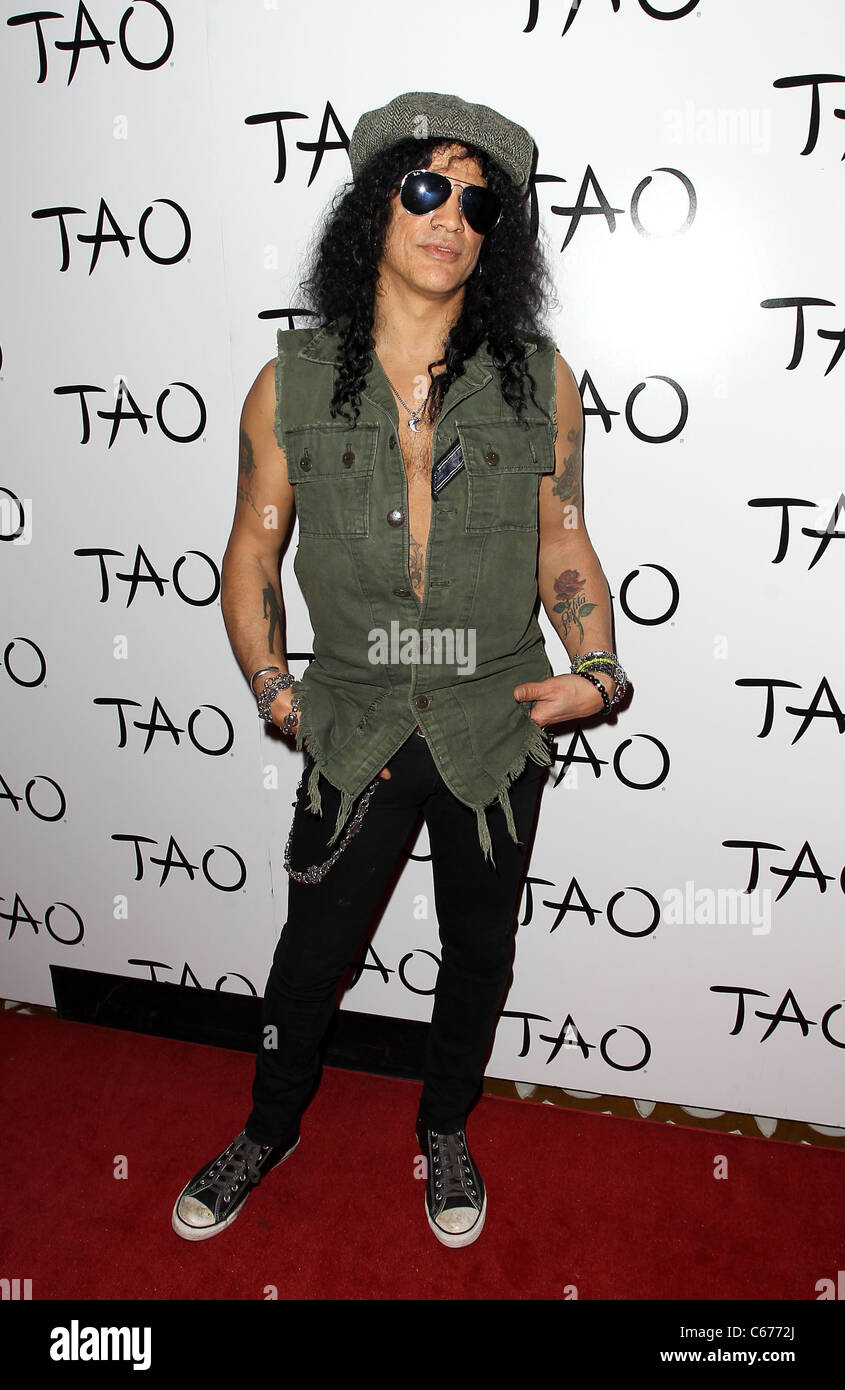 Slash party hi-res stock photography and images - Alamy