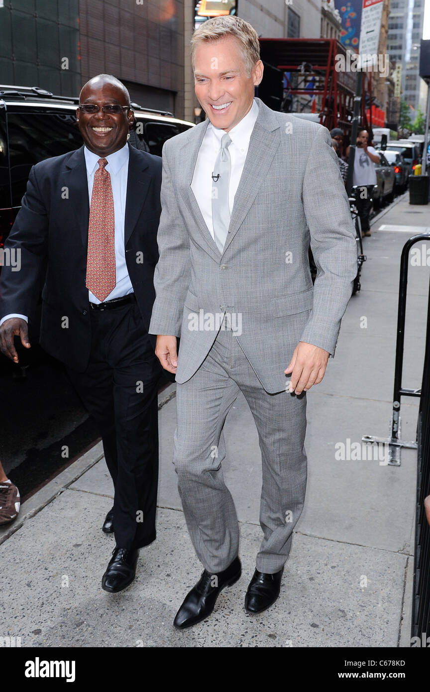 Sam champion hosts good morning hi-res stock photography and images - Alamy