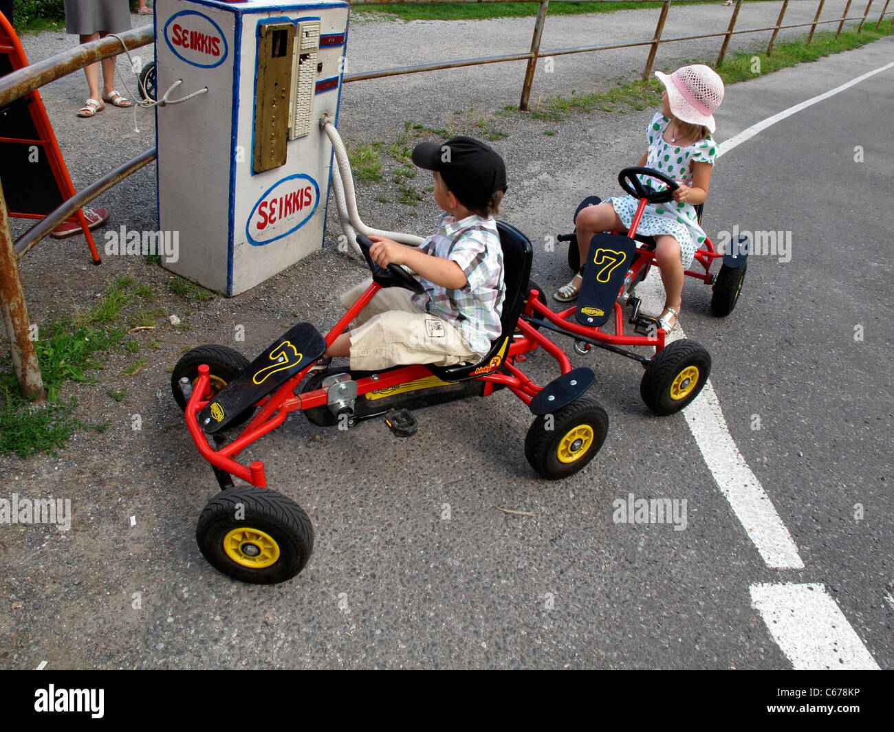 Children School kid learn driving Stock Photo - Alamy