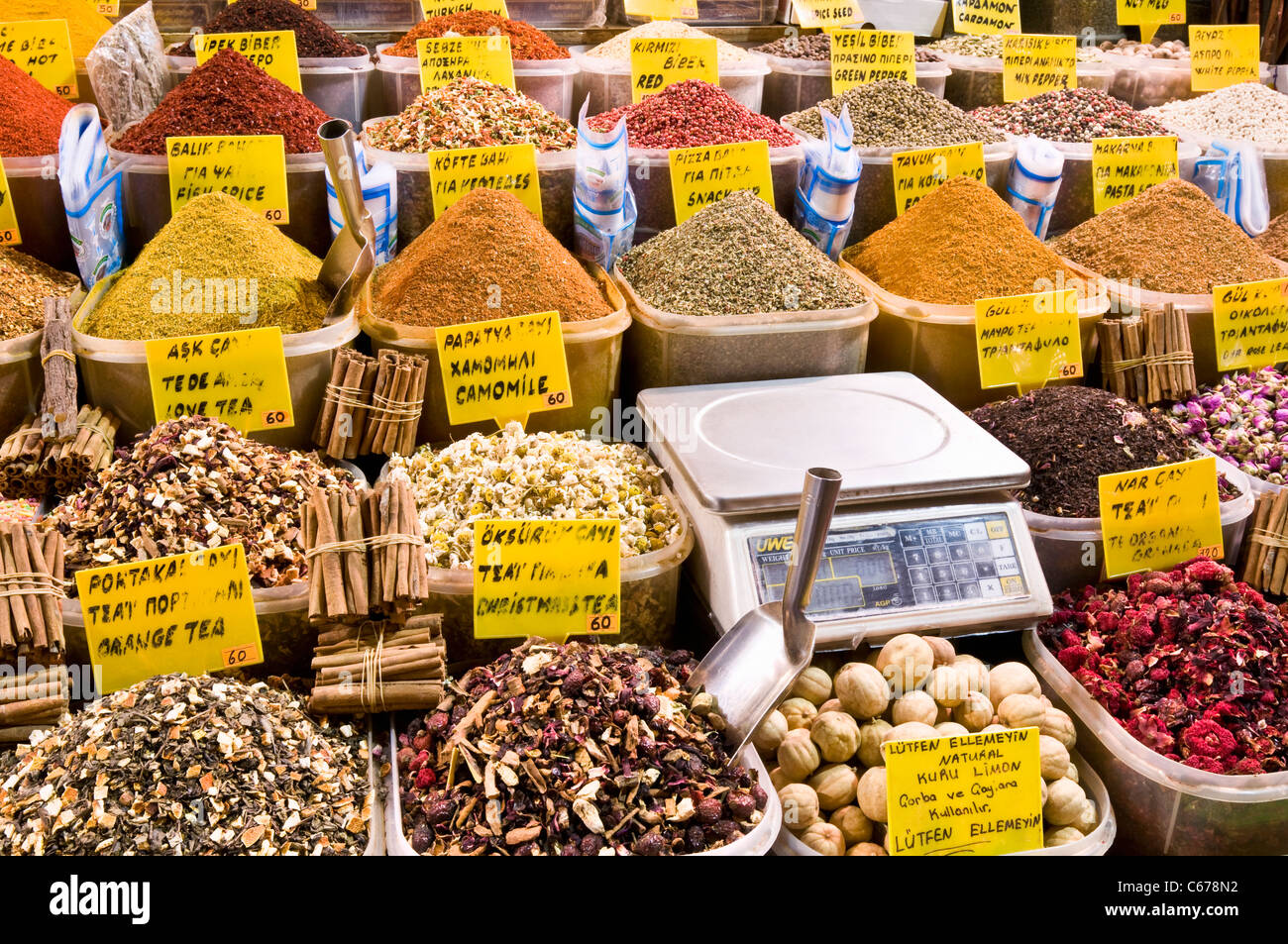 Spice bazaar, Istanbul, Turkey Stock Photo - Alamy