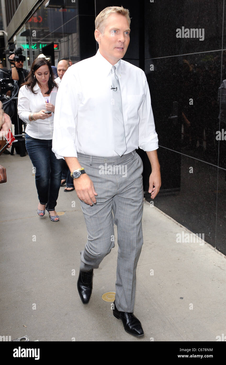 Sam champion hosts good morning hi-res stock photography and images - Alamy