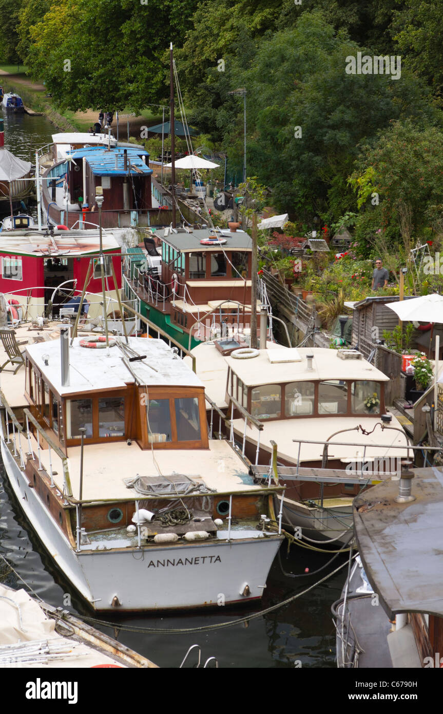 Hampton wick hi-res stock photography and images - Alamy