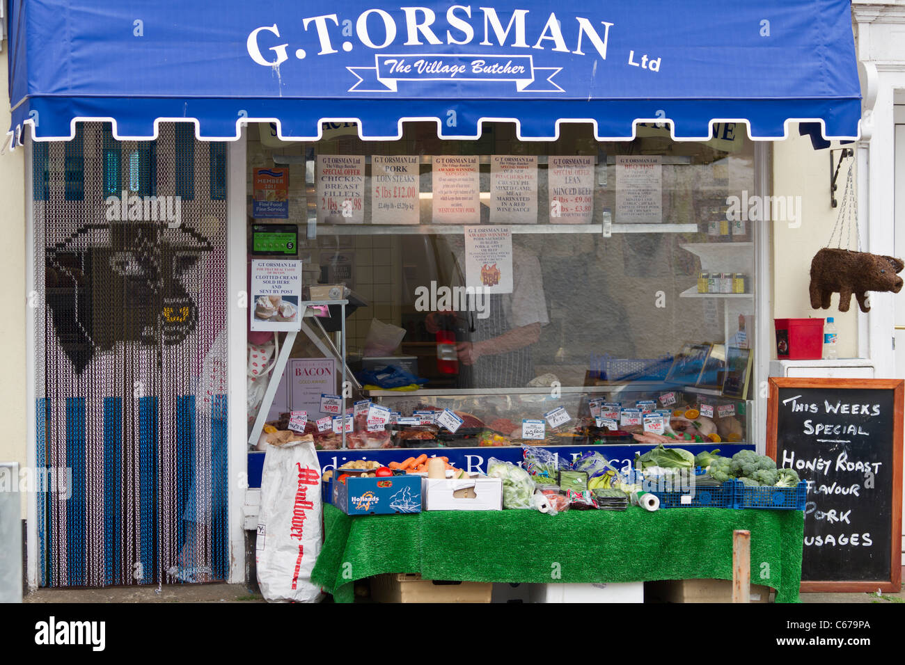 Shaldon village hi-res stock photography and images - Alamy