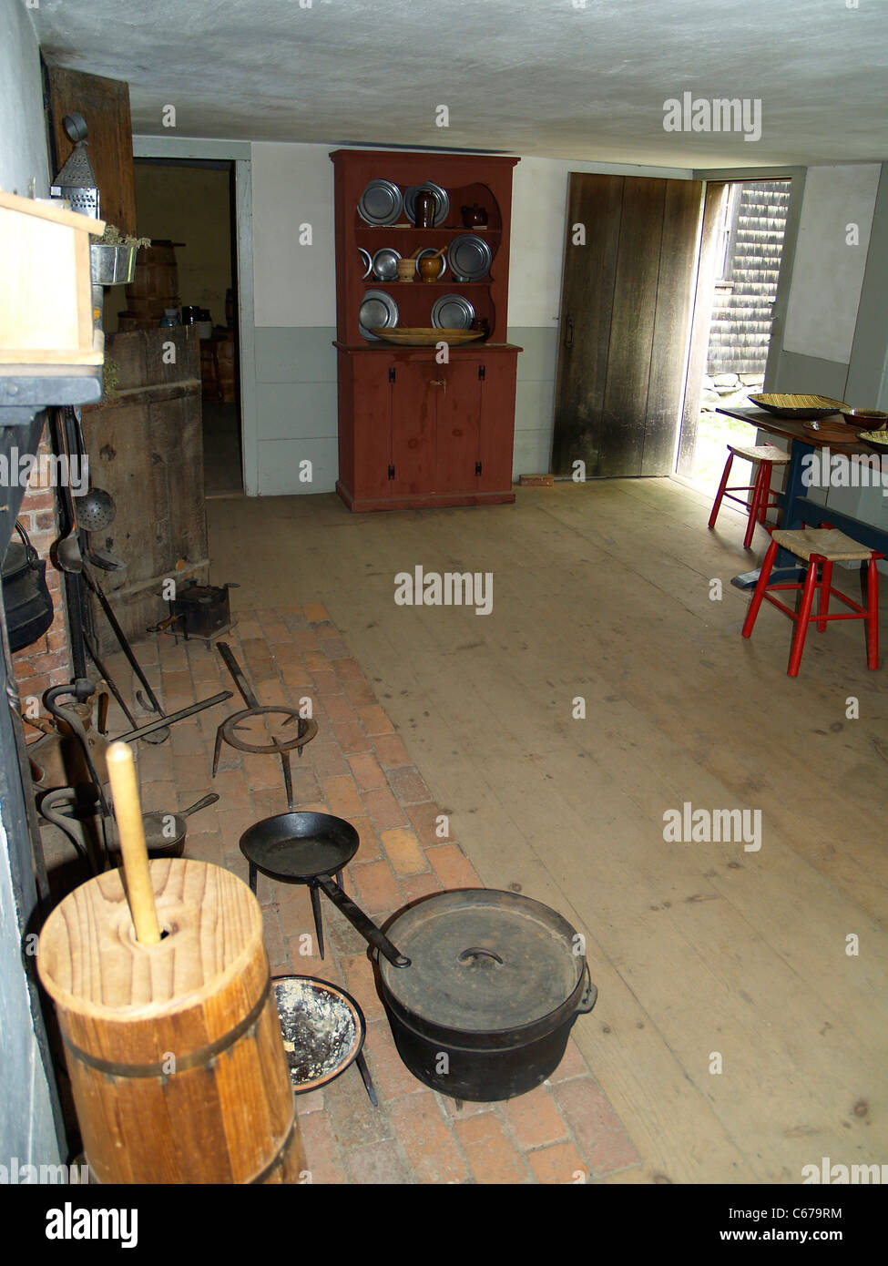 Interior of Hartwell Tavern, Minute Man National Historic Park ...