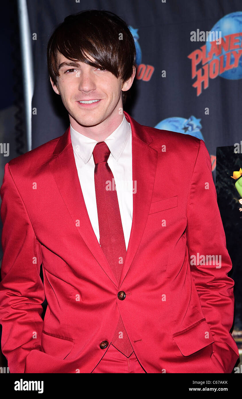 Drake Bell at in-store appearance for A Fairly Odd Movie: Grow Up ...