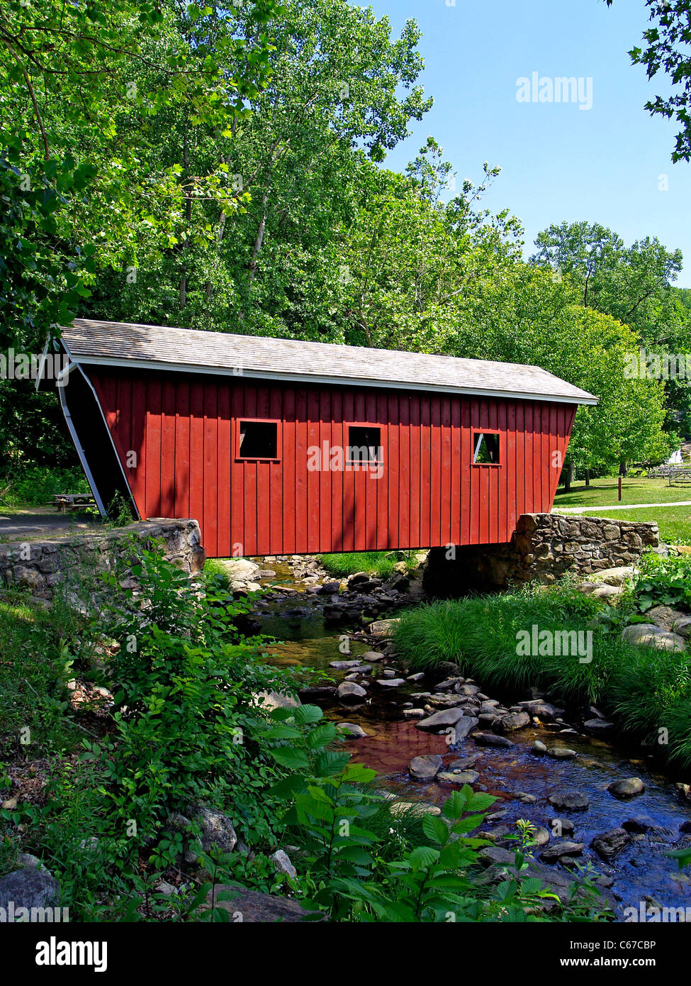 Covered bridge, Kent Falls State Park,Connecticut Stock Photo - Alamy