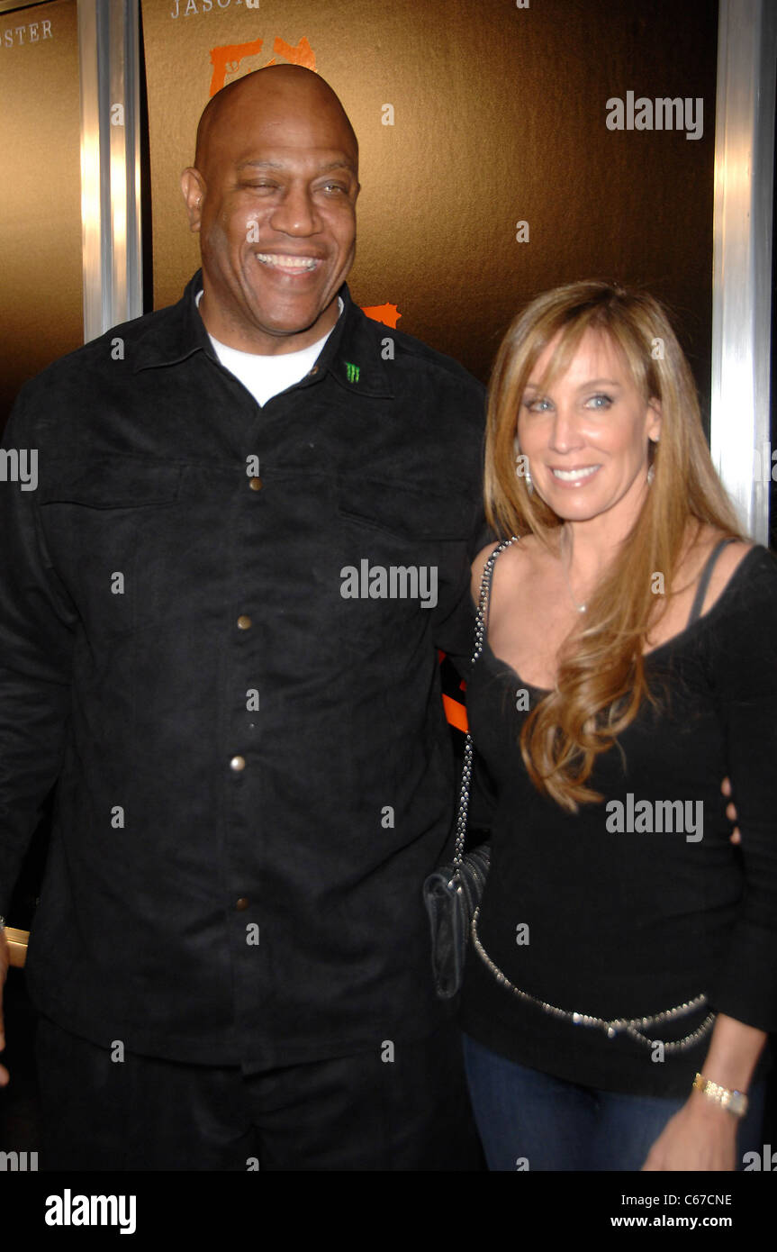 Tiny Lister at arrivals for THE MECHANIC Premiere, Arclight Hollywood ...