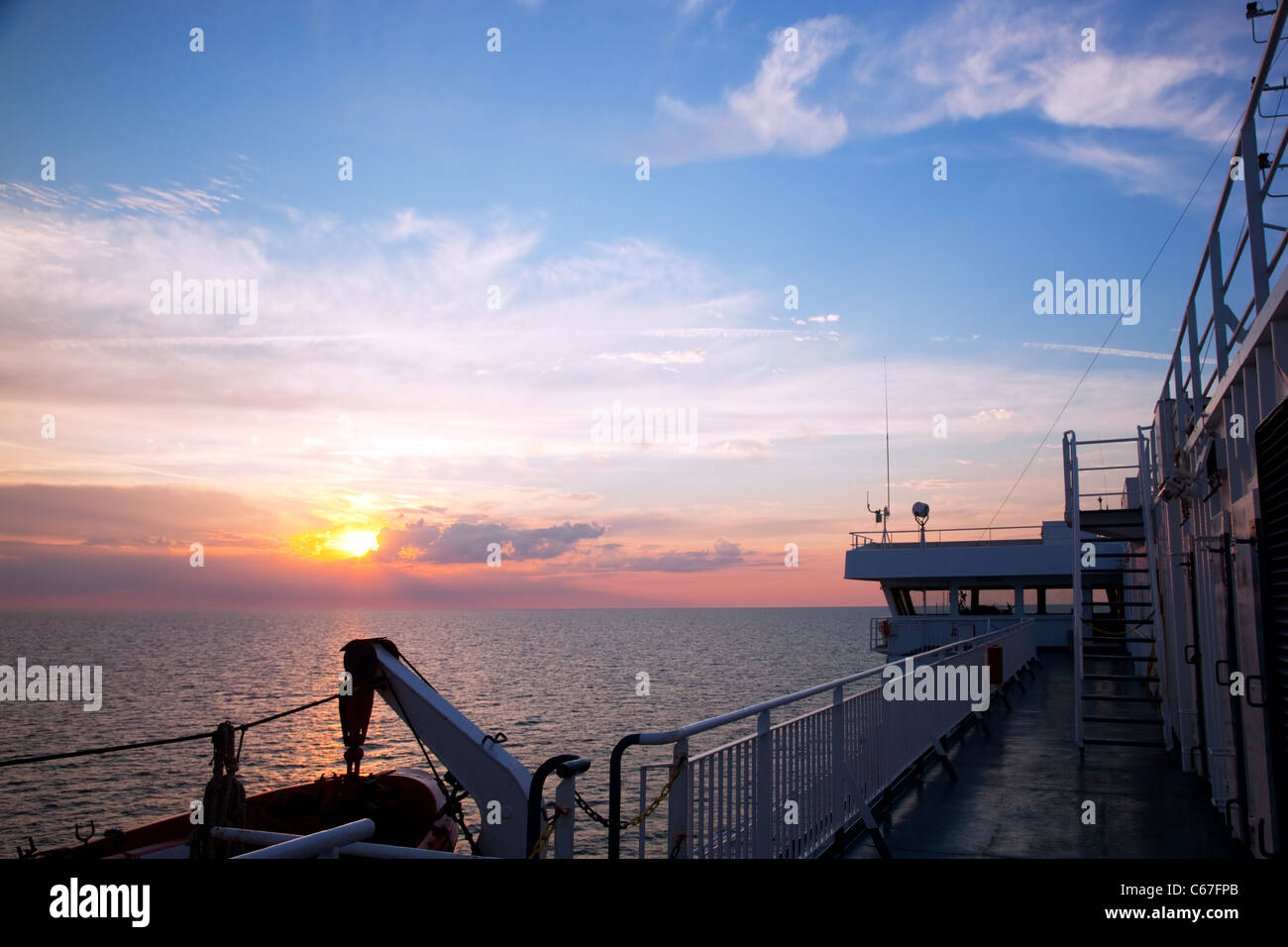 Ship deck, board view. Ocean, sea at sunset Stock Photo - Alamy