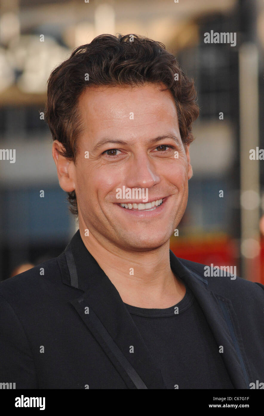 Ioan gruffudd horrible bosses premiere hi-res stock photography and ...