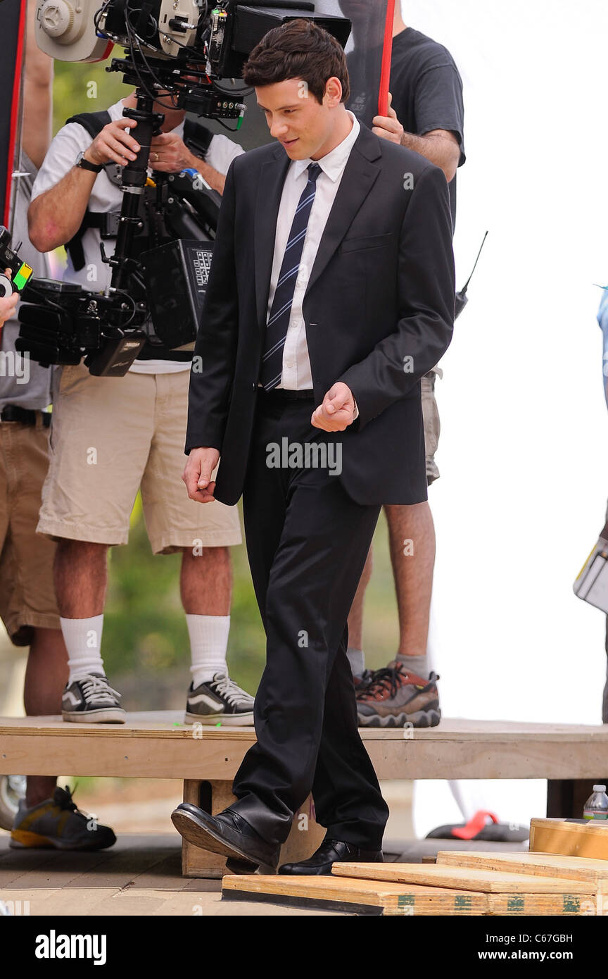 Movie set in central park hi-res stock photography and images - Alamy