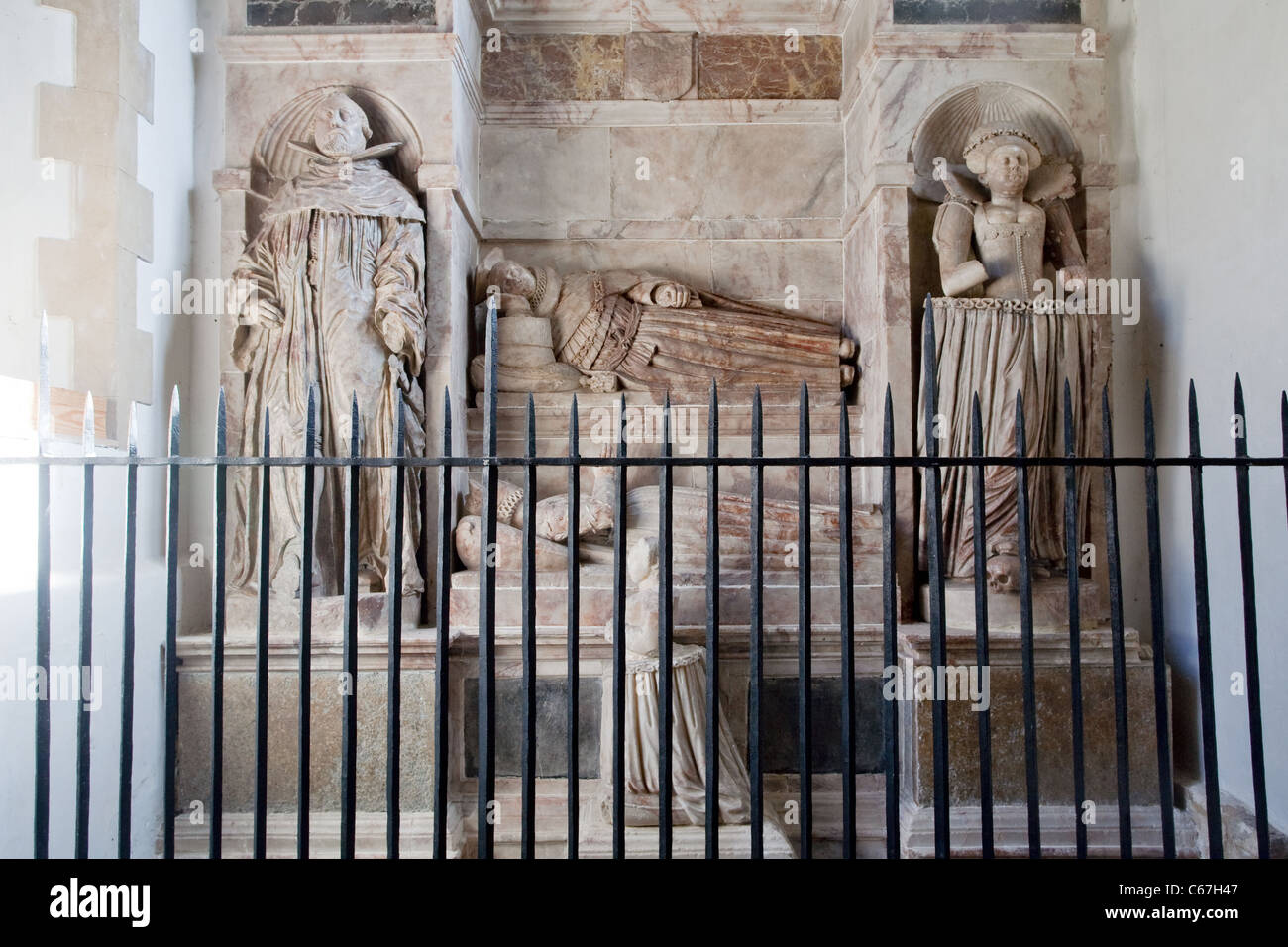 Monument to Sir John Jefferay, Chiddingly Church, East Sussex, England ...