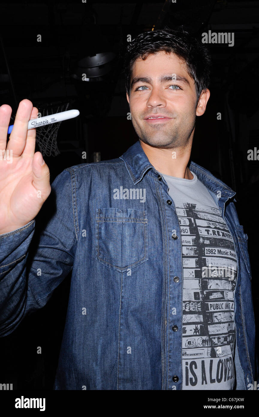 Adrian Grenier, leaves the 'Live With Regis And Kelly' taping at the ...