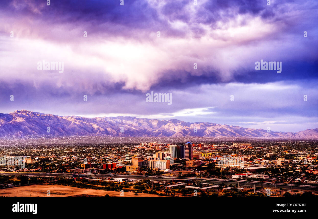 Tucson skyline hi-res stock photography and images - Alamy