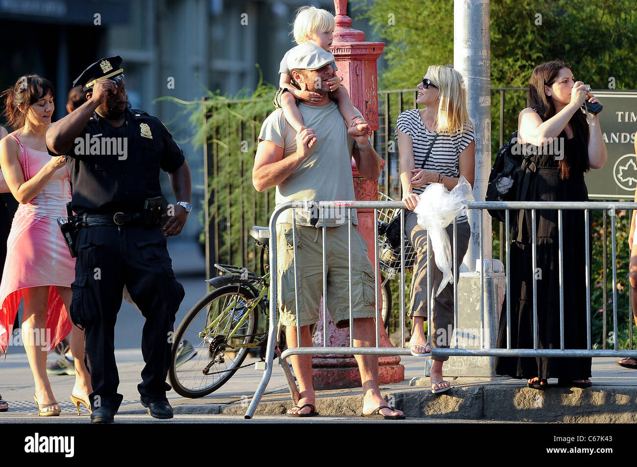 Liev Schreiber, Alexander Schreiber, Naomi Watts, watch the ...