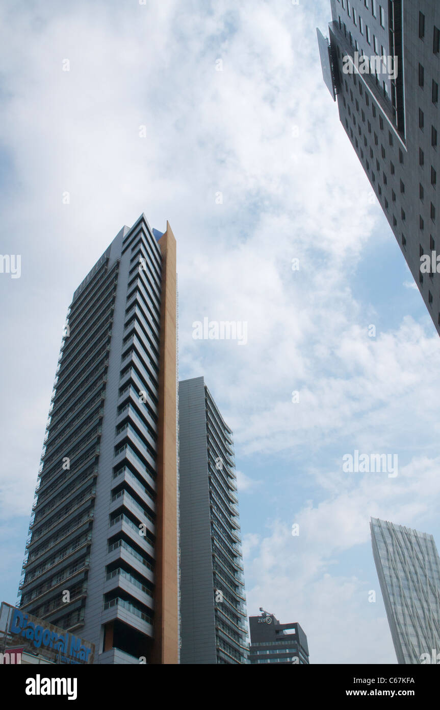 Tall office blocks hi-res stock photography and images - Alamy