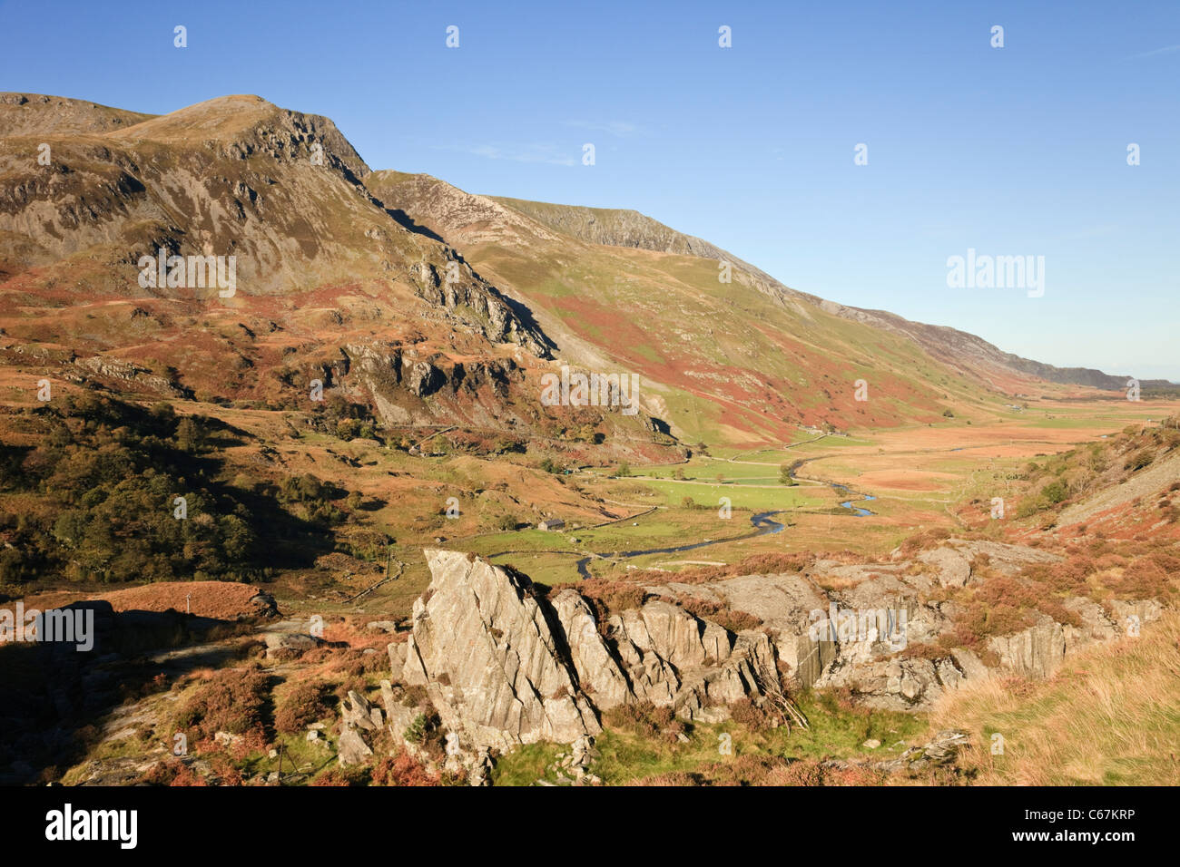 Nant ffrancon ogwen valley hi-res stock photography and images - Alamy