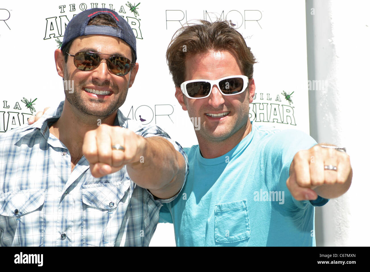 Jason Mesnick, Jesse Csincsak in attendance for Bachelor Jesse Csincsak ...