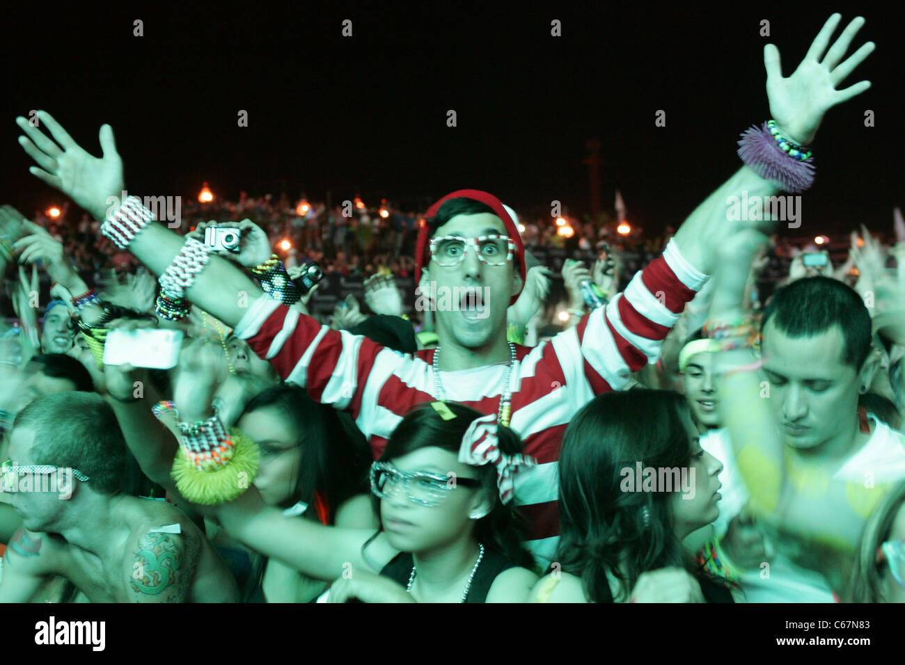 Avicii concert fans hi-res stock photography and images - Alamy