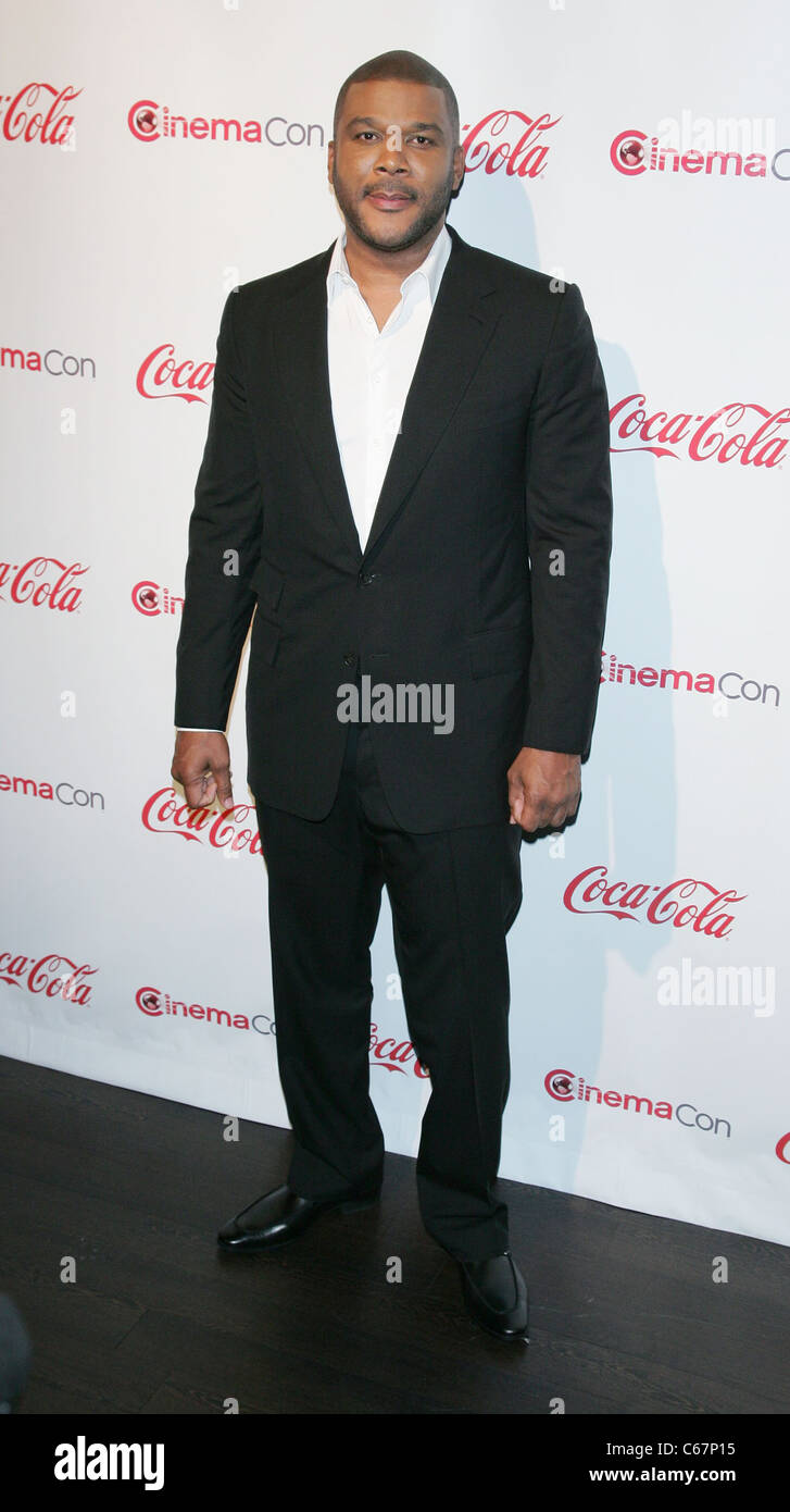 Tyler perry 2011 hi-res stock photography and images - Alamy